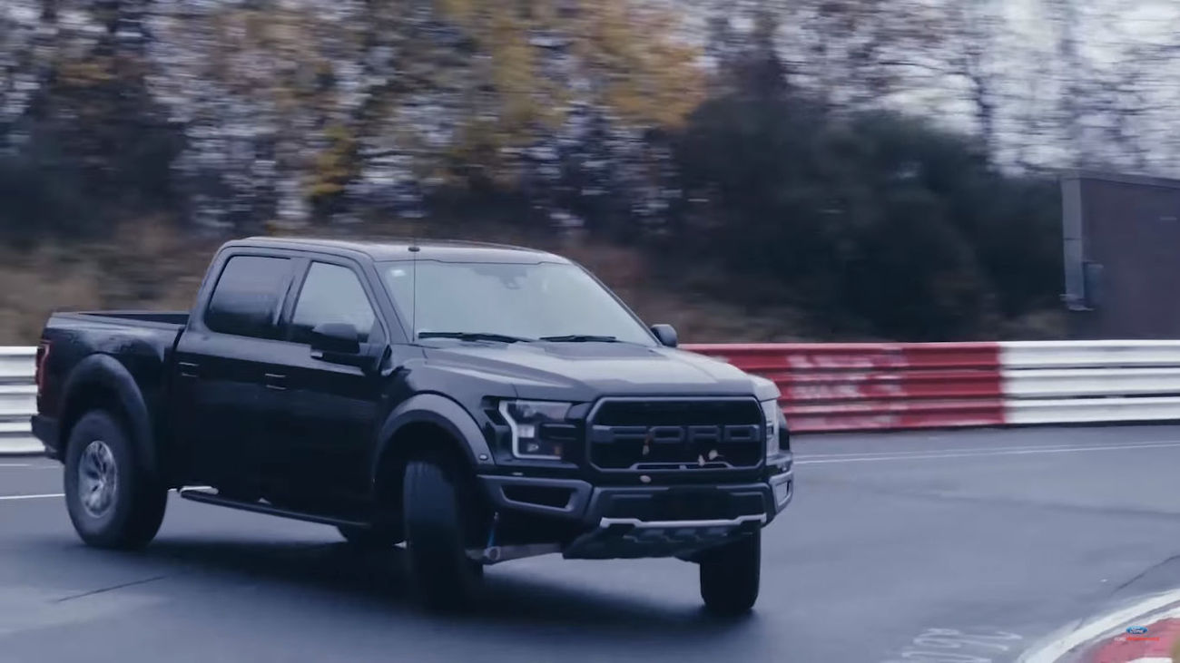 Ford Raptor Drifts Nurburgring