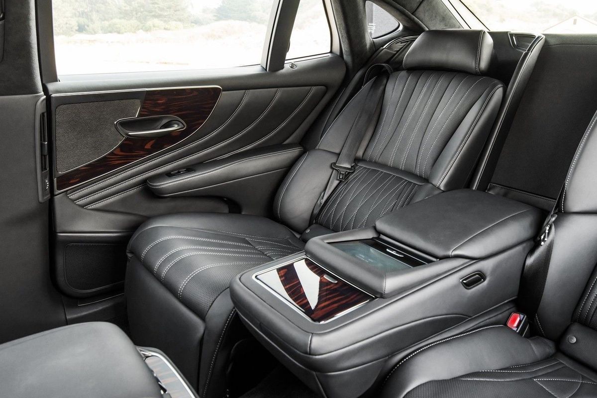 Lexus Luxury LS Lands in SA