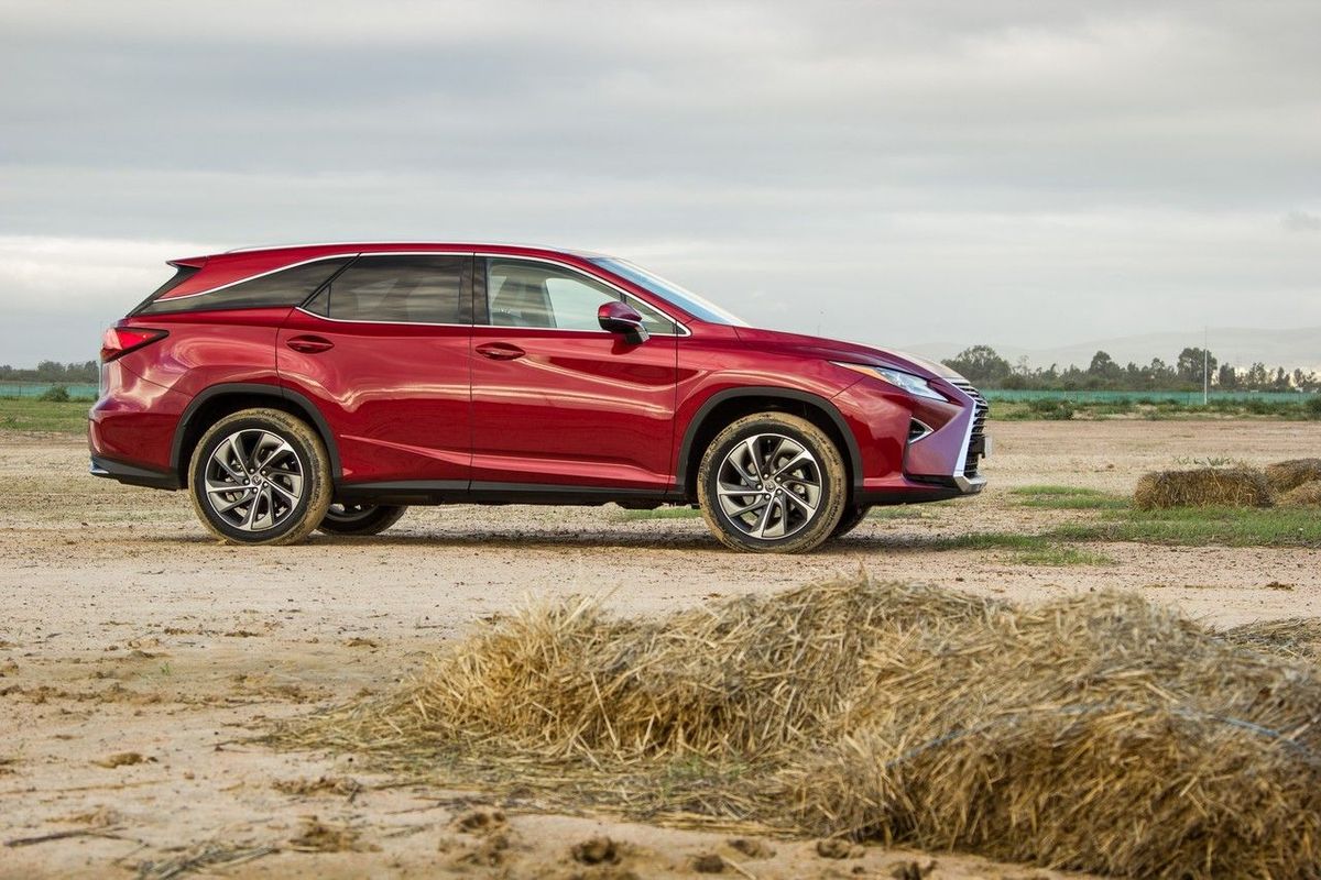 Lexus RX 350L EX (2018) Quick Review