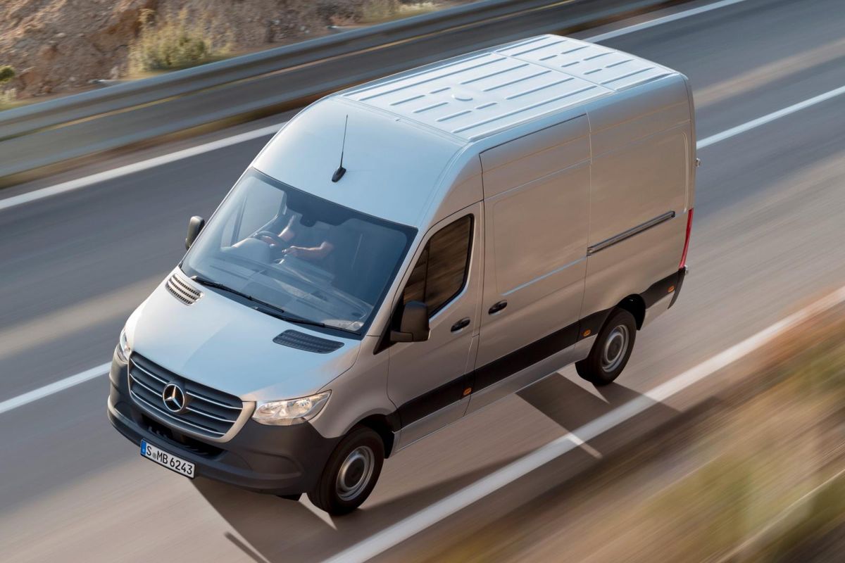 Mercedes-Benz Sprinter (2018) International Launch Review