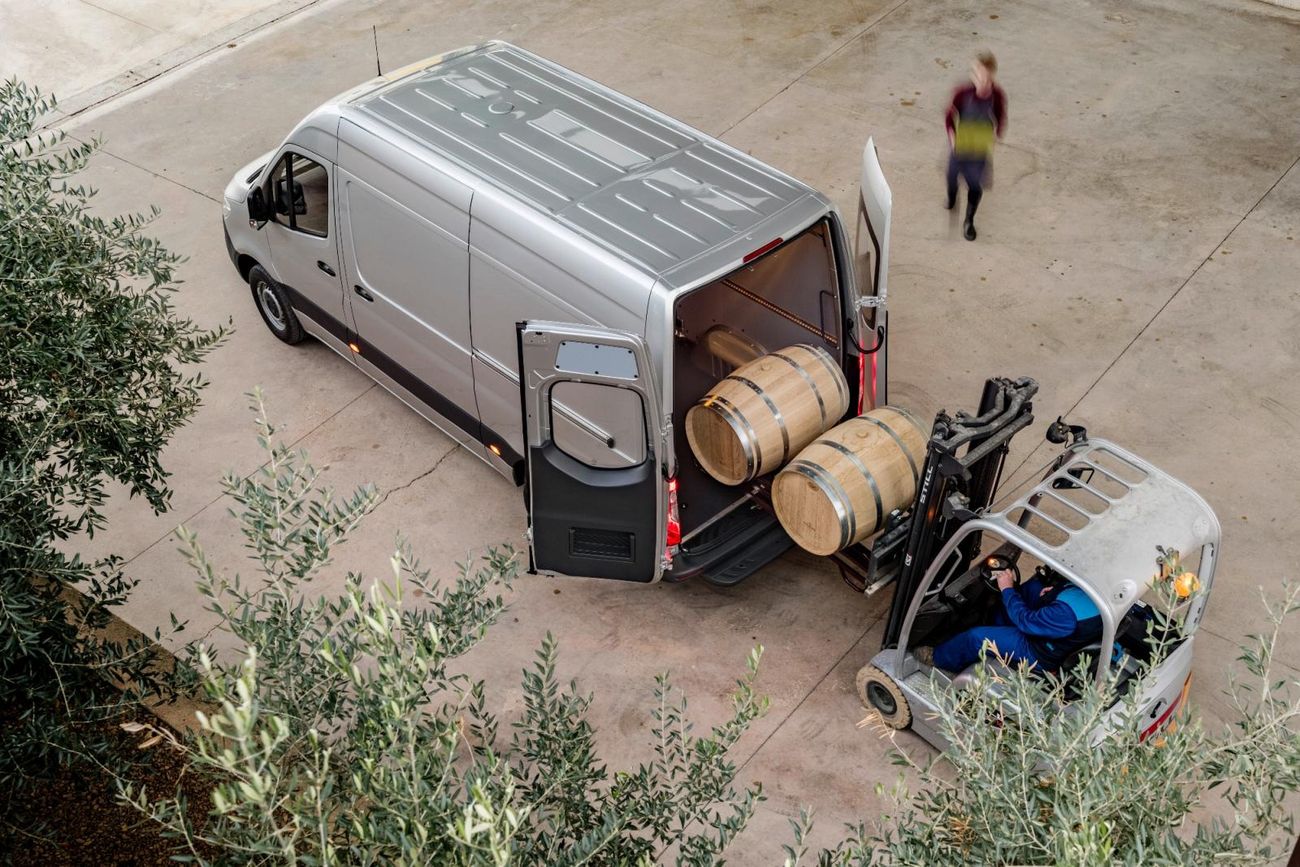 Mercedes-Benz Sprinter (2018) International Launch Review