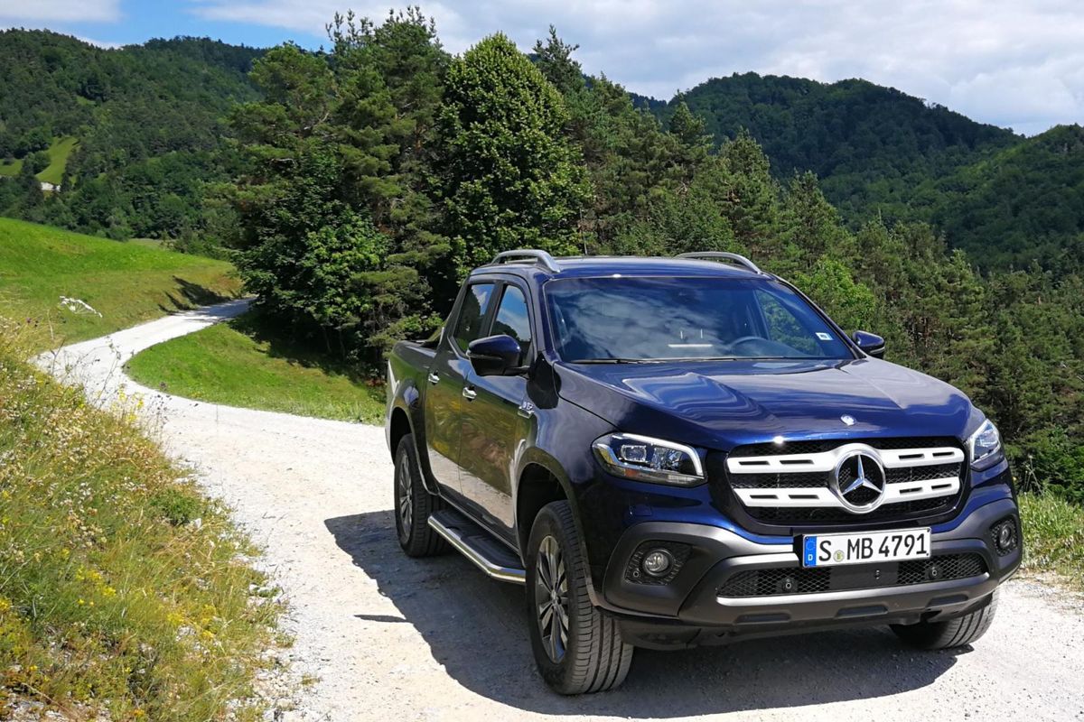 Mercedes-Benz X350d 4Matic (2018) International Launch Review