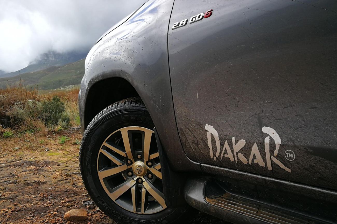 Toyota Hilux 2.8GD-6 Double Cab 4x4 Raider Dakar (2018) Quick Review