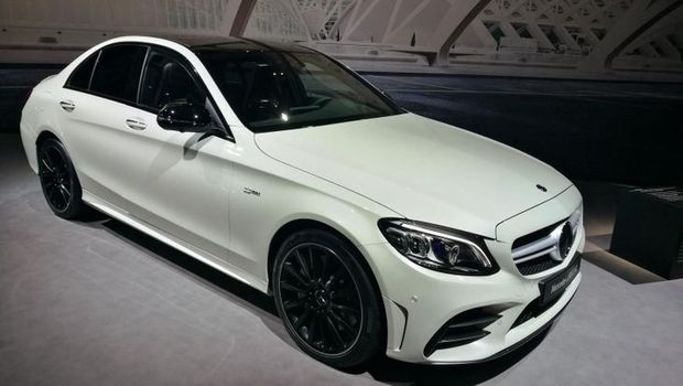 Mercedes-Benz C-Class (2018) Specs & Price