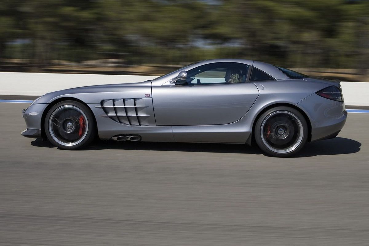 5 Supercars a BMW M5 Can Beat