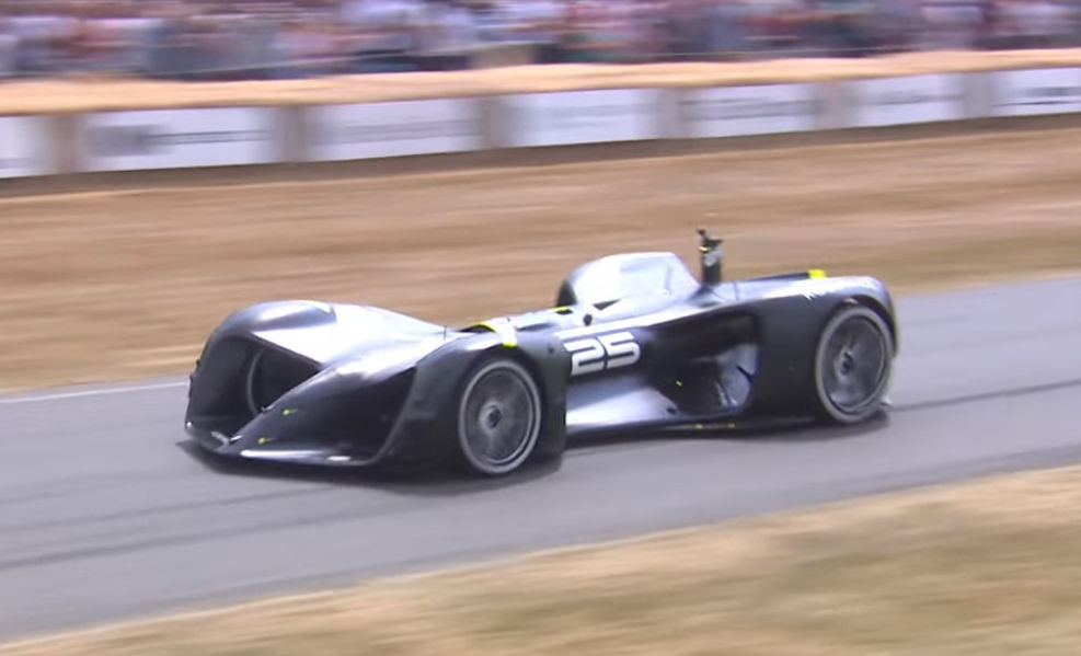 Roborace Driverless Car Stuns at Goodwood