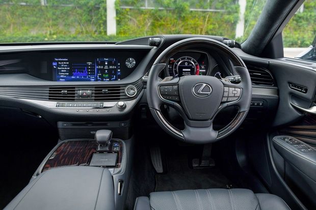 Lexus LS 500 (2018) Review
