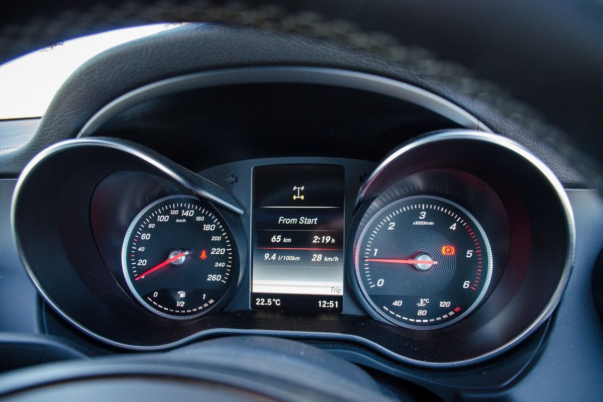 Mercedes-Benz X250d 4Matic Power (2018) Review