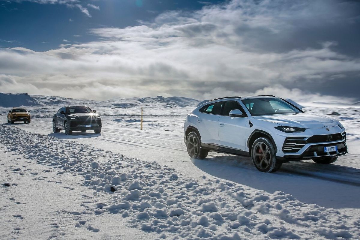 Lamborghini releases Off-Road pack for Urus