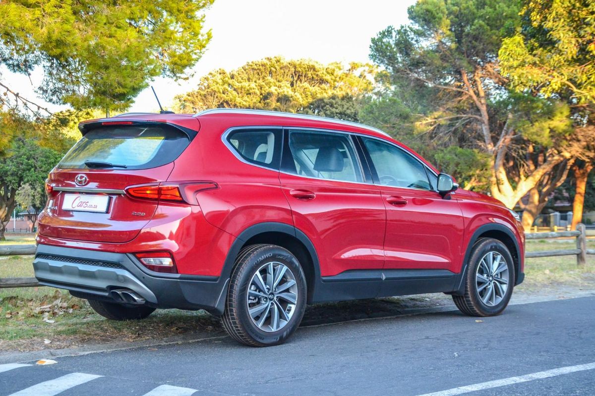 Hyundai Santa Fe 2.2D Premium (2019) Review