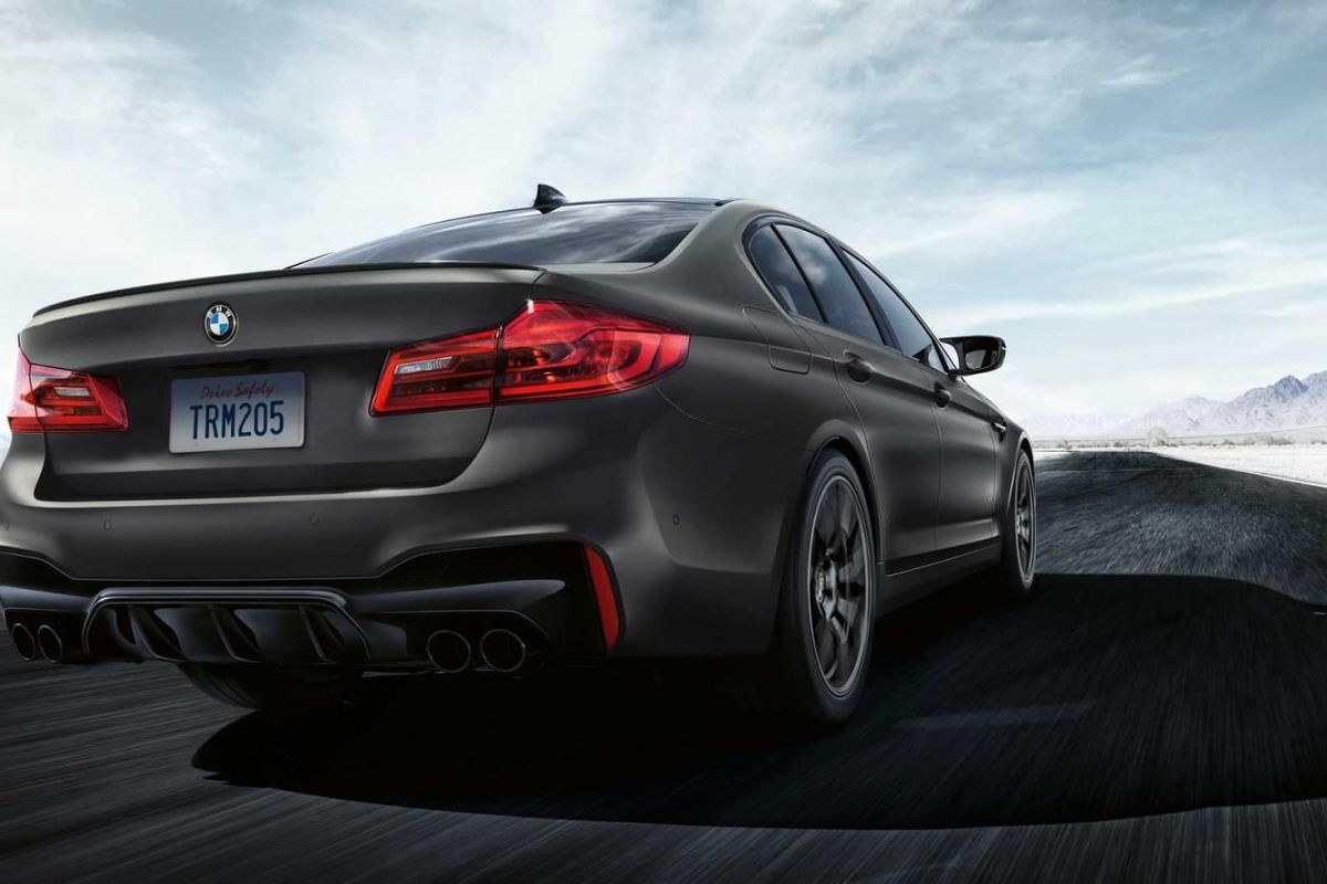 BMW Reveals Special Edition M5