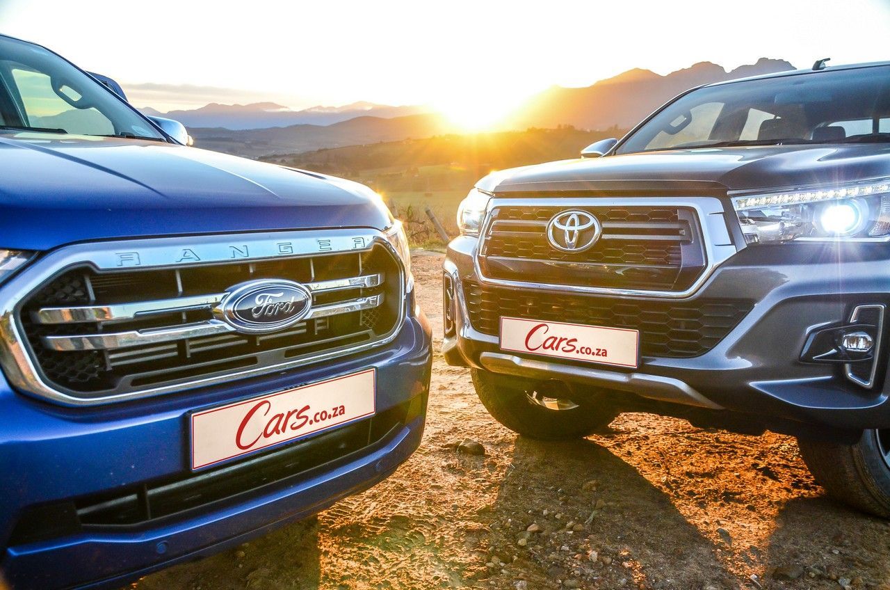 Toyota Hilux vs Ford Ranger (2019) Comparative Test