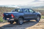 Toyota Hilux vs Ford Ranger (2019) Comparative Test