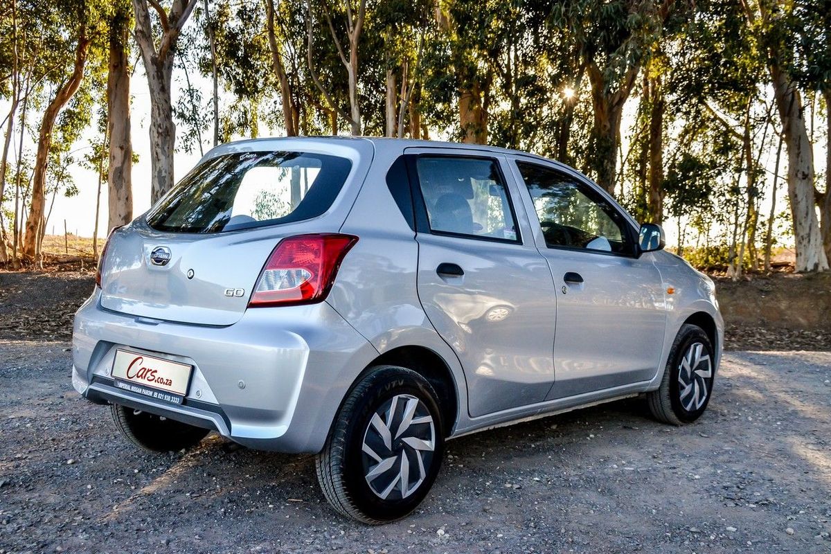 Budget Car Comparison (2019) Datsun Go vs Renault Kwid vs Kia Picanto ...