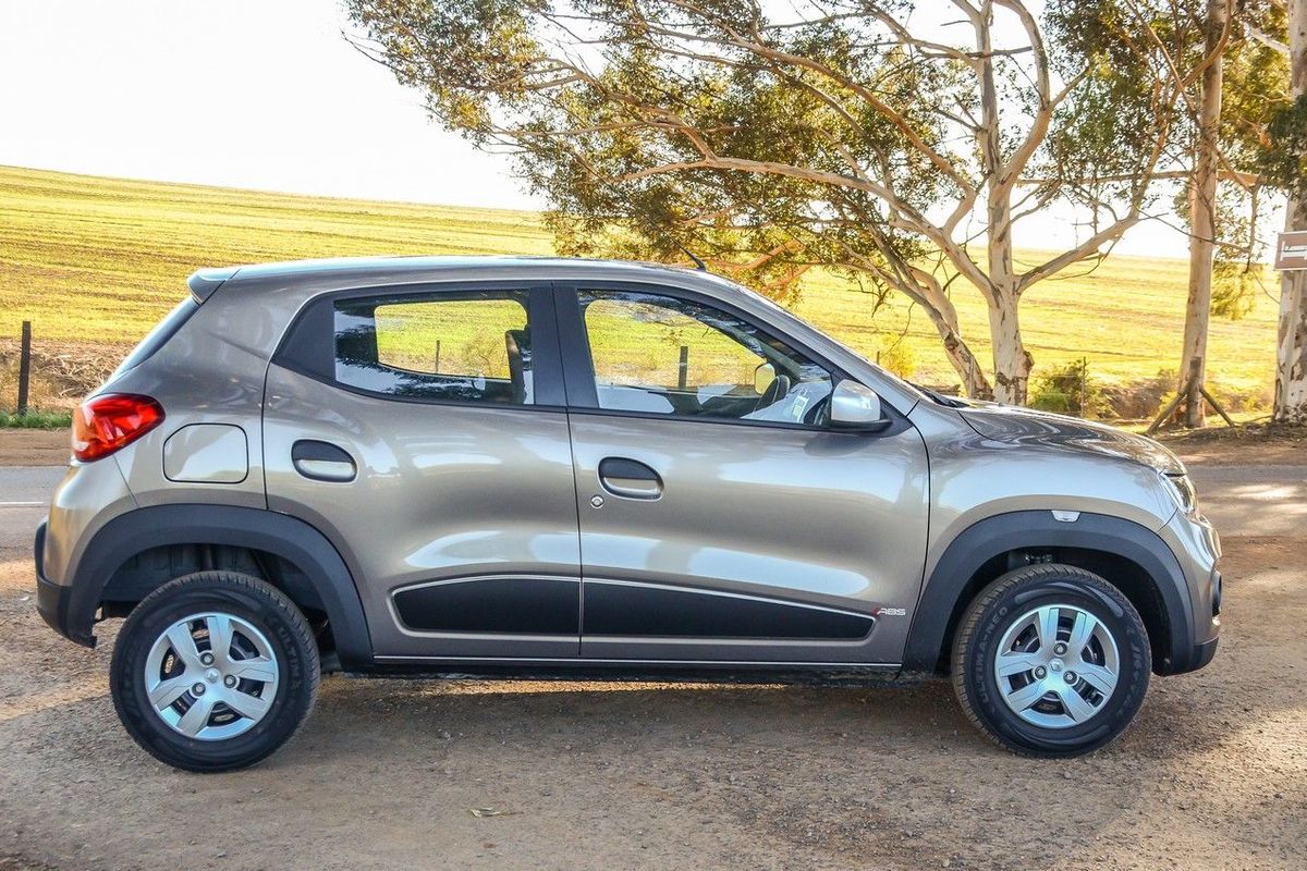 Budget Car Comparison (2019) Datsun Go vs Renault Kwid vs Kia Picanto ...