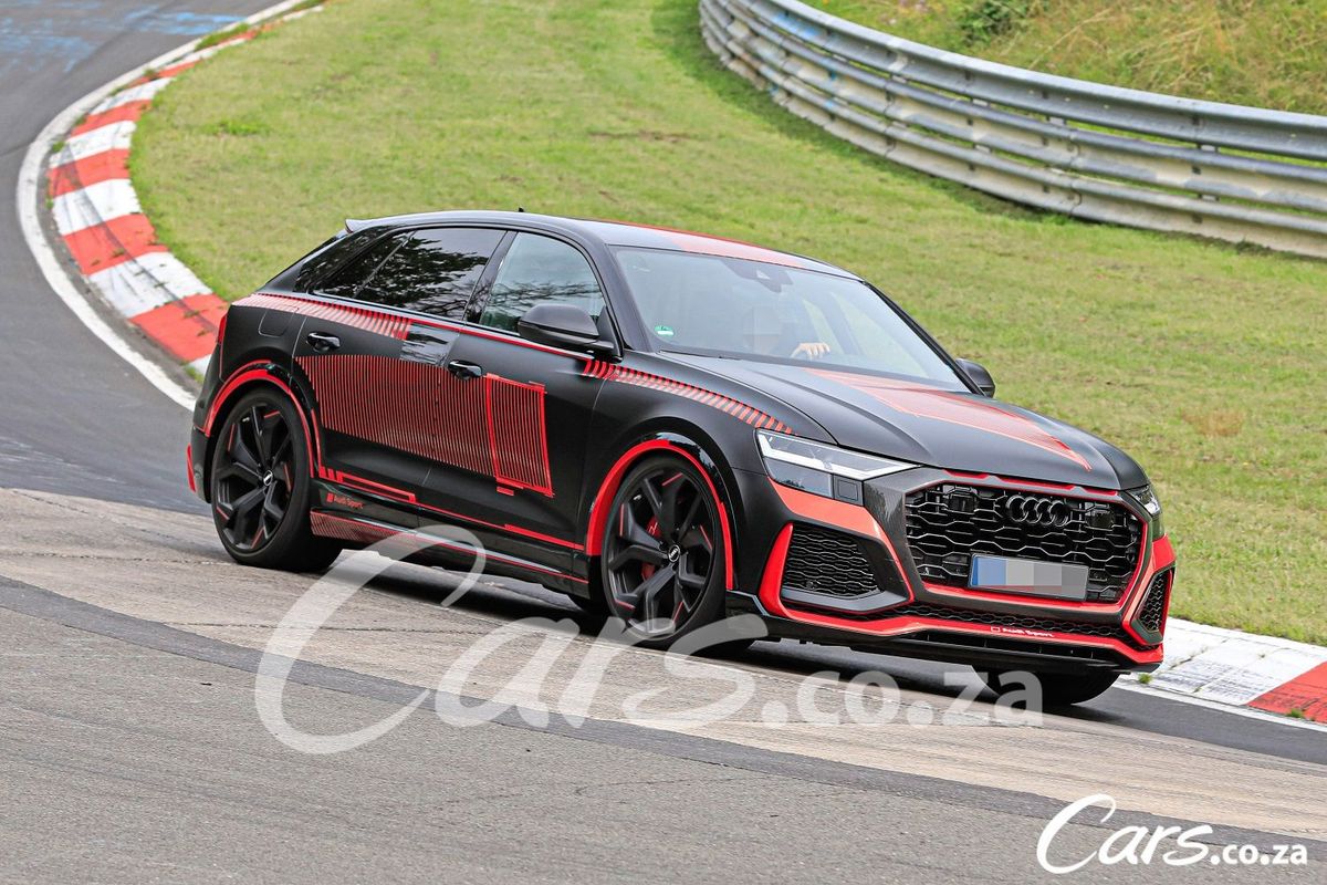 Spy Shots: 2020 Audi RSQ8