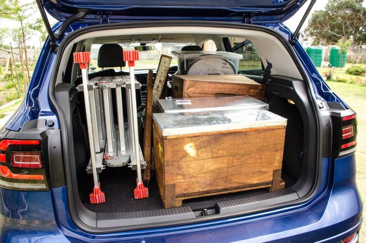 Volkswagen T-Cross 1.0TSI Highline R-Line (2019) Review