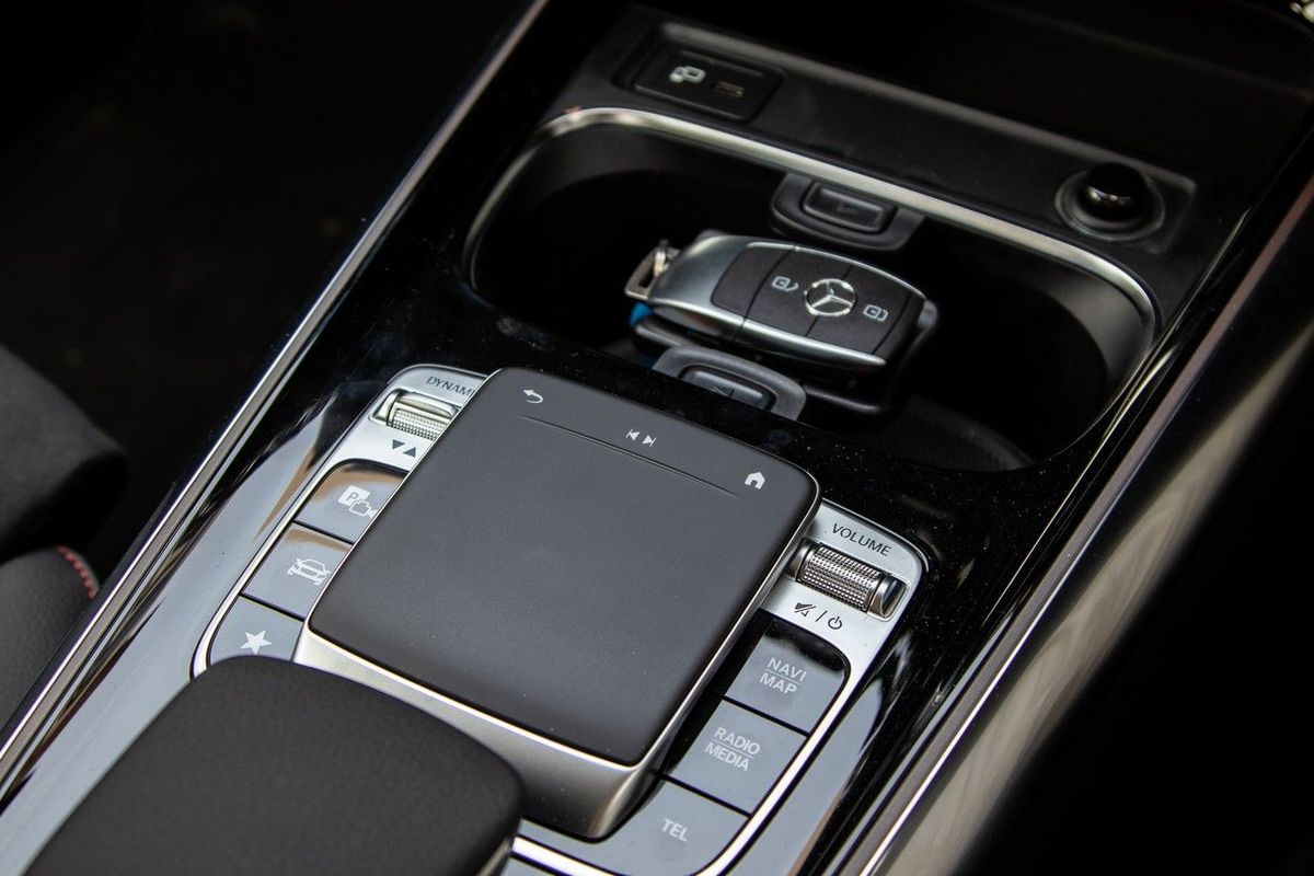 Mercedes-Benz B200 Style (2019) Review