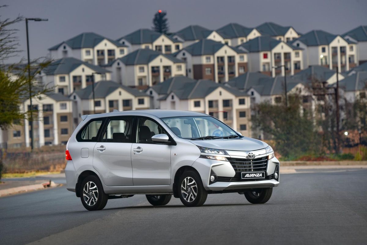 Toyota Avanza Facelift Specs & Price