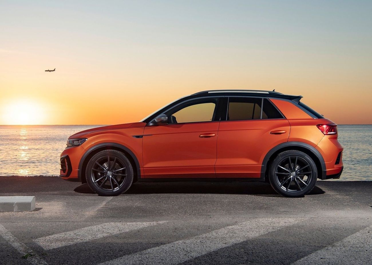 Volkswagen T-Roc R (2019) International Launch Review - Cars.co.za News