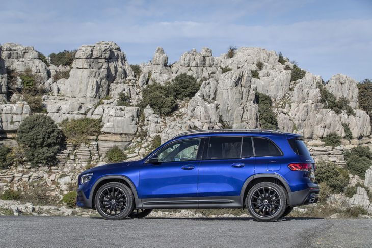 Mercedes-Benz GLB (2020) International Launch Review