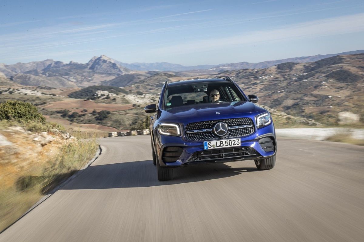 Mercedes-Benz GLB (2020) International Launch Review