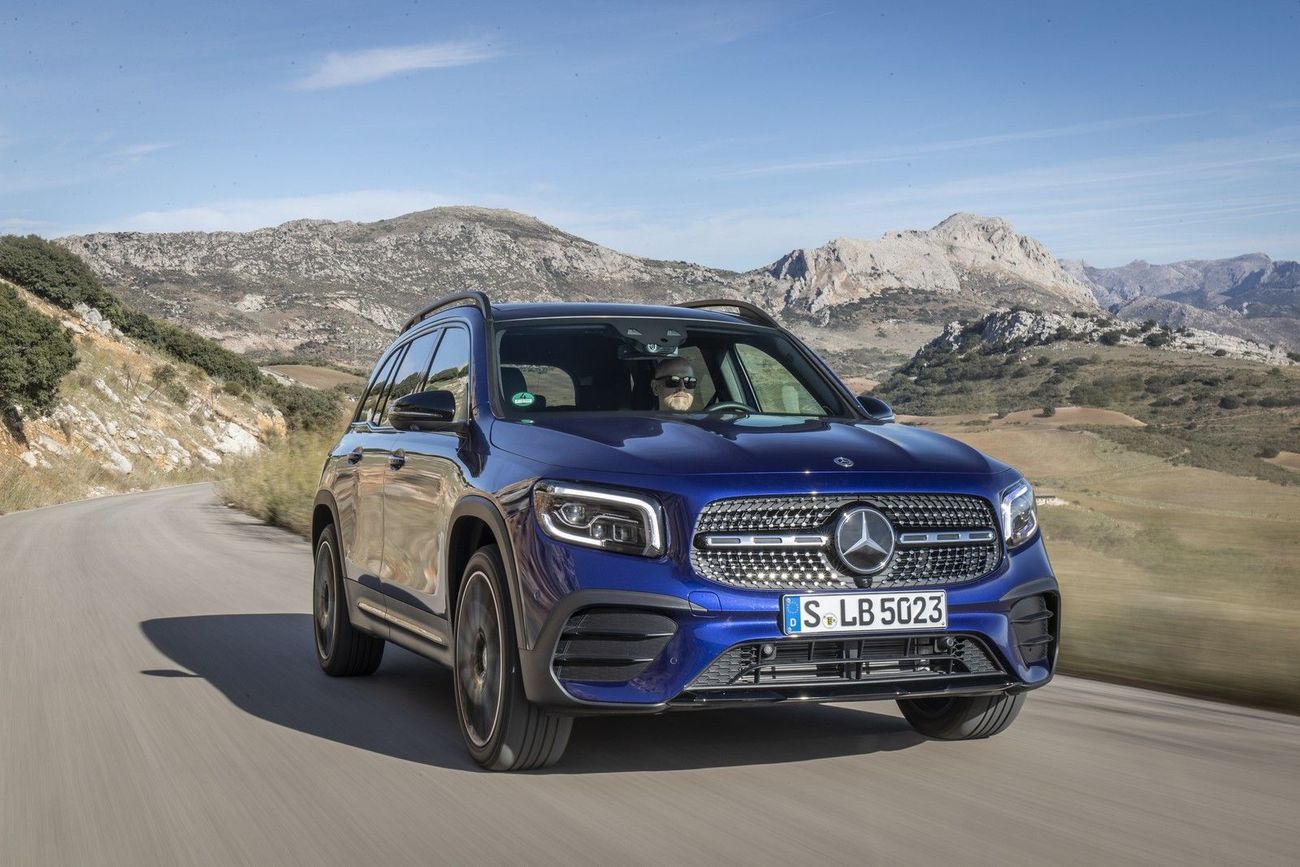 Mercedes-Benz GLB (2020) International Launch Review