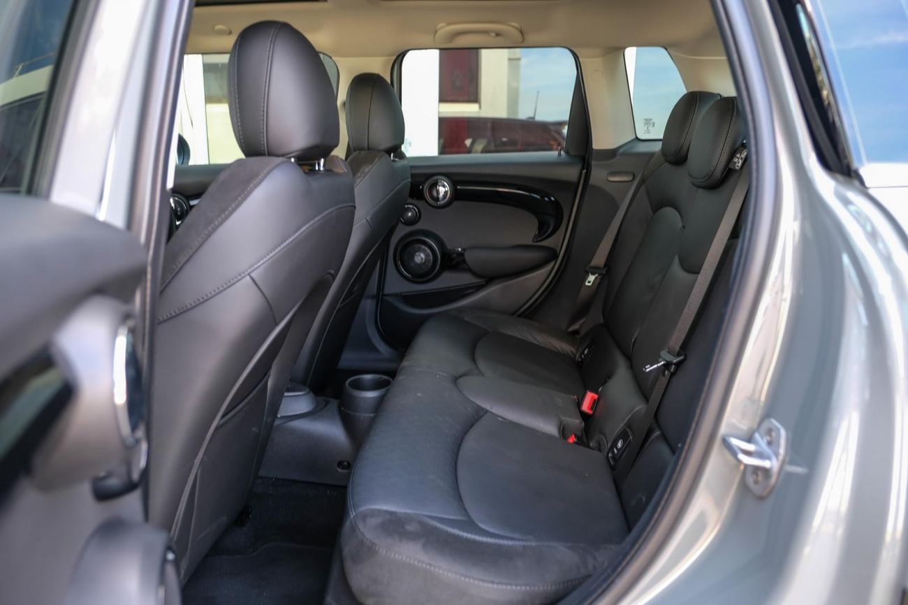 Mini Cooper S Automatic (2019) Review