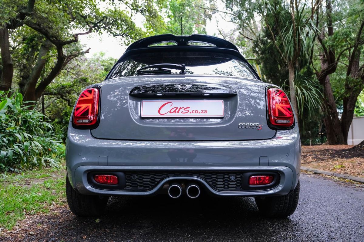 Mini Cooper S Automatic (2019) Review