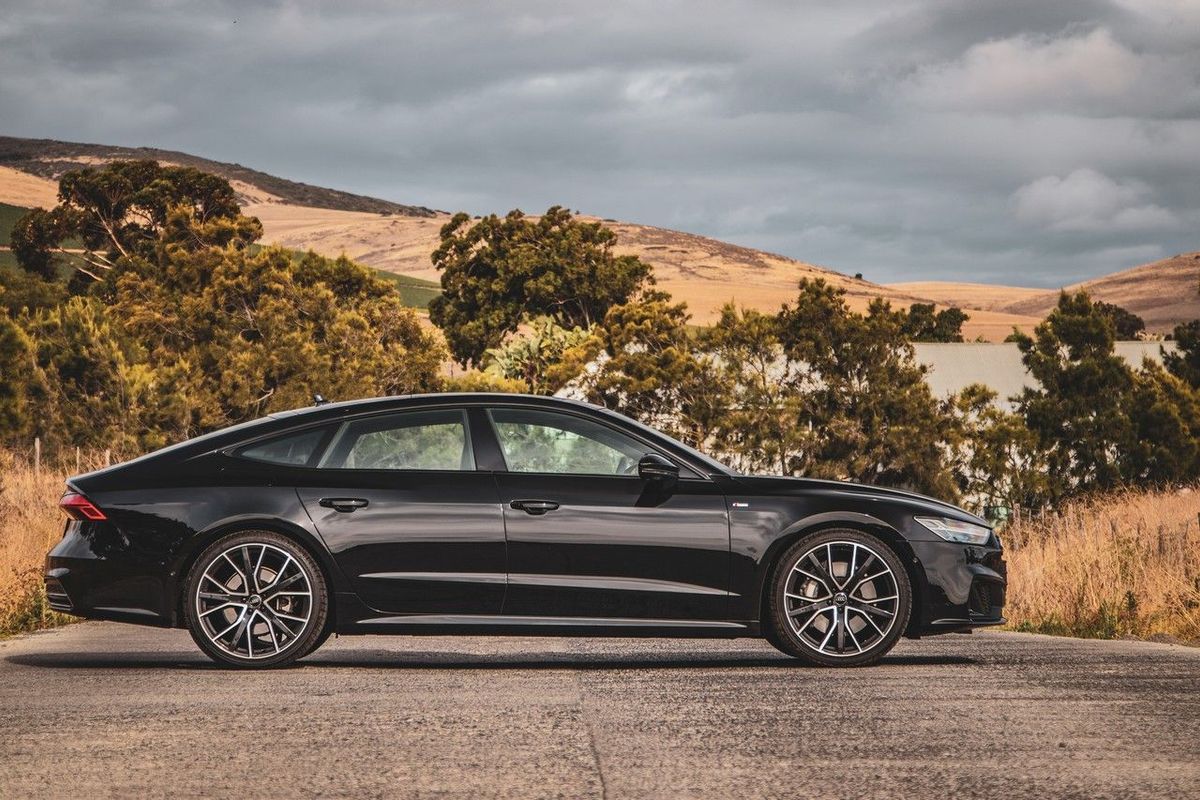 Audi A7 Sportback 55 TFSI (2020) Review