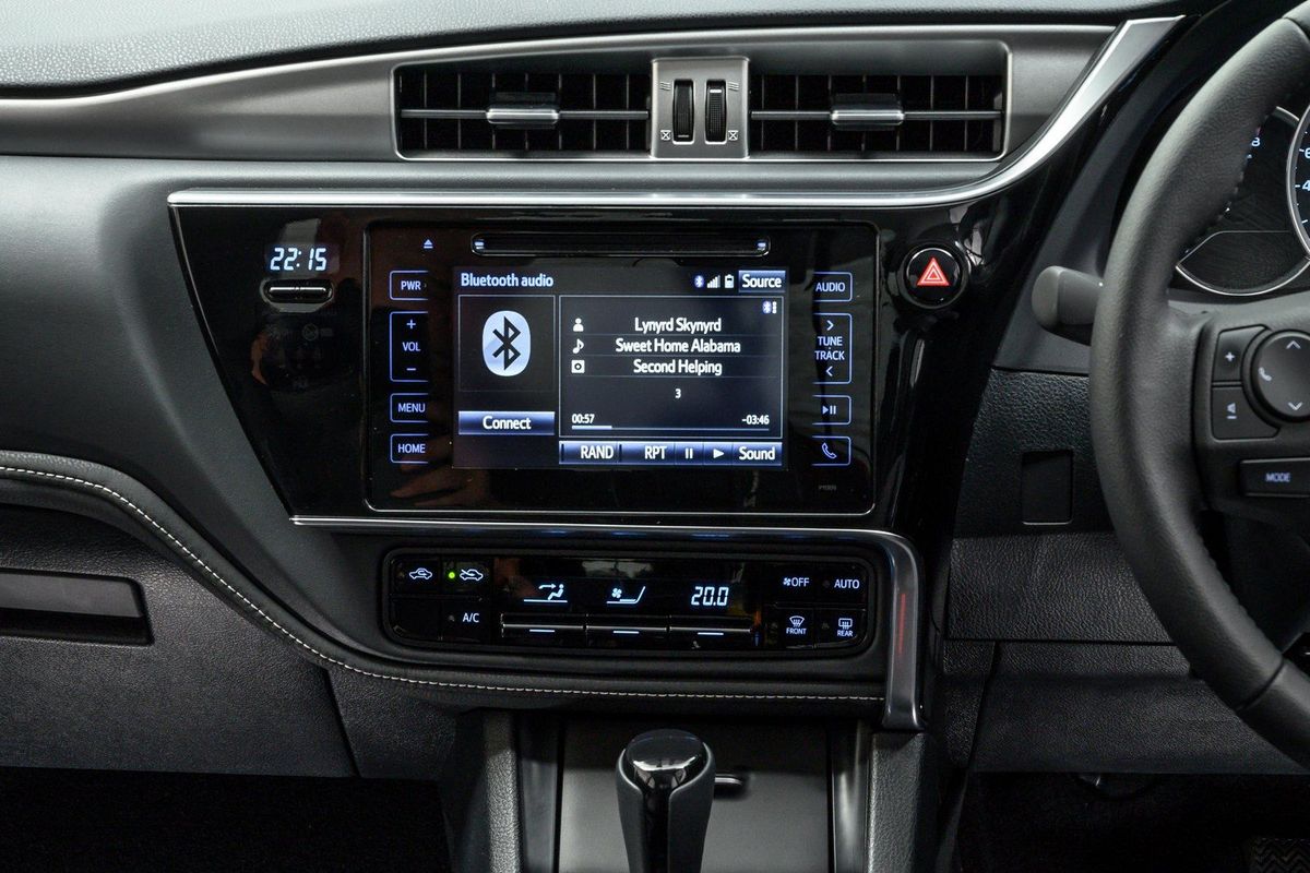 Toyota Corolla Quest (2020) Launch Review