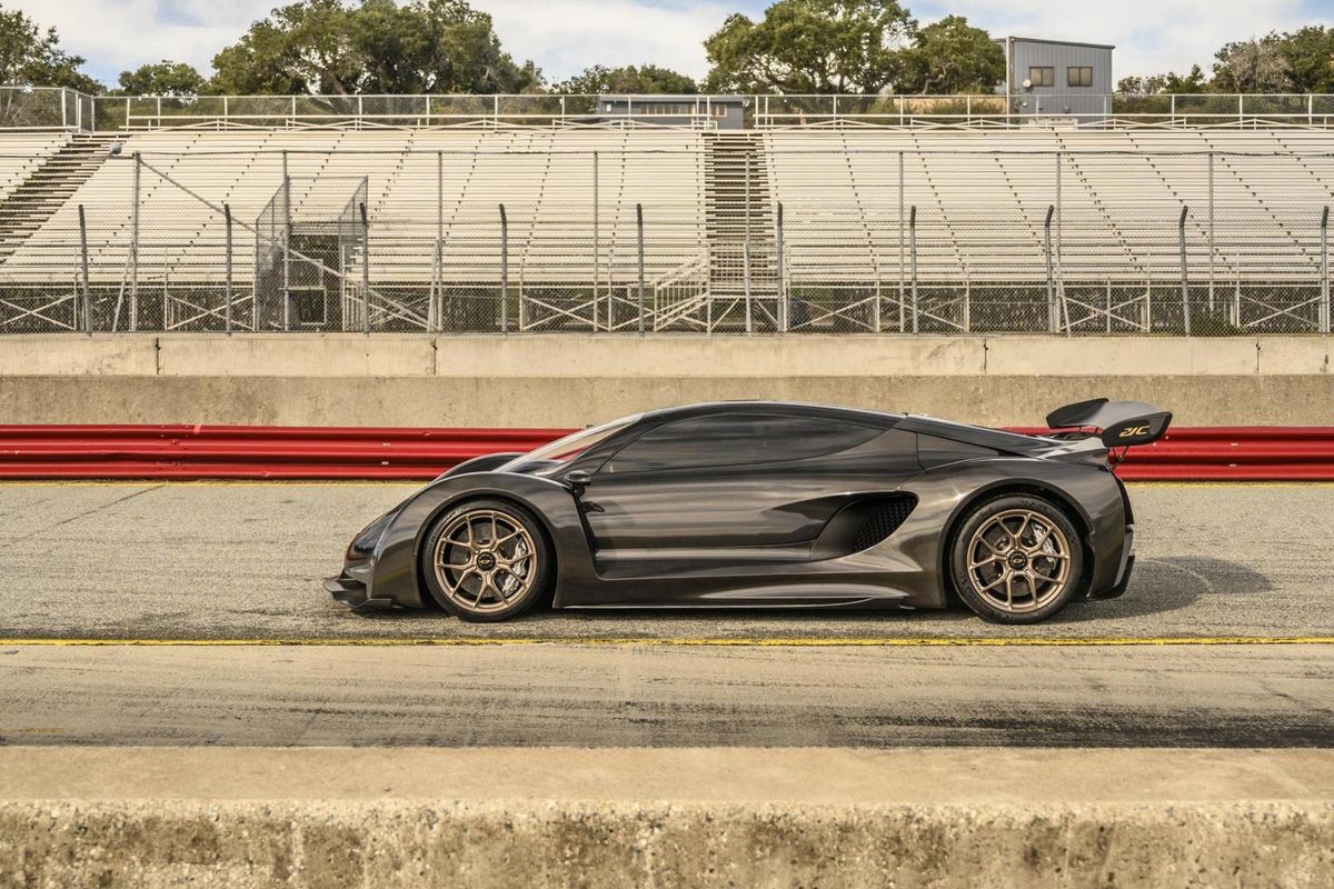 932 kW Czinger Hypercar Coming to Geneva (w/Video)