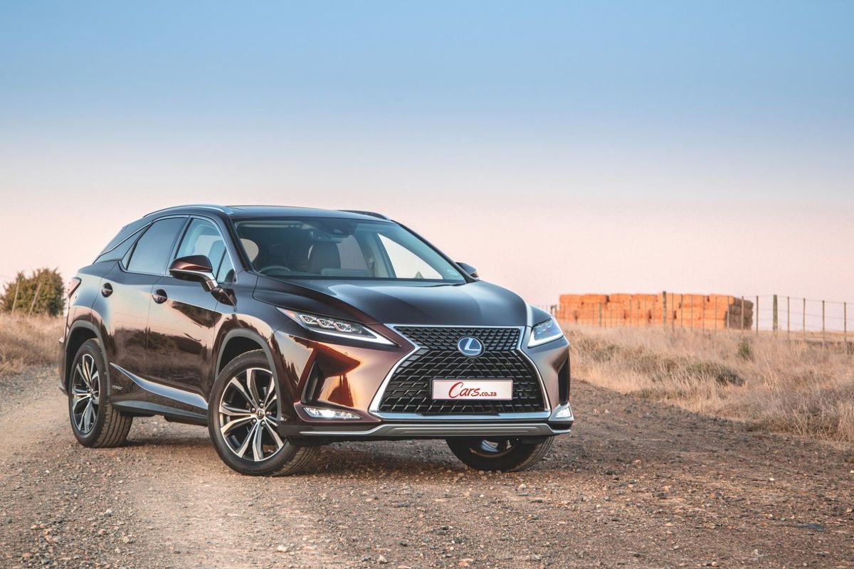 Lexus RX 450h SE (2020) Review