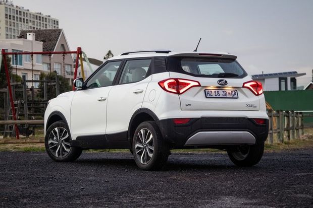 Mahindra XUV300 1.5TD W8 (2019) Review
