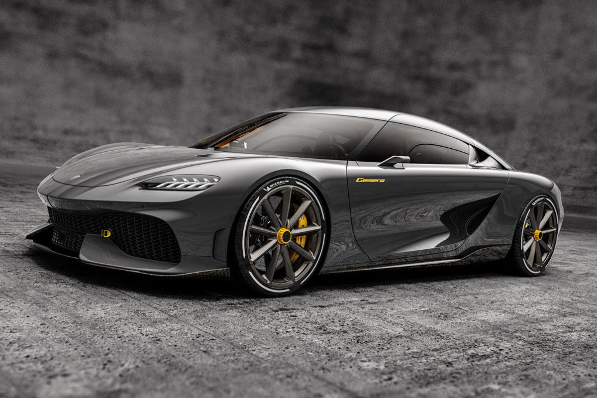 Koenigsegg unveils a 400-kph 4-seater