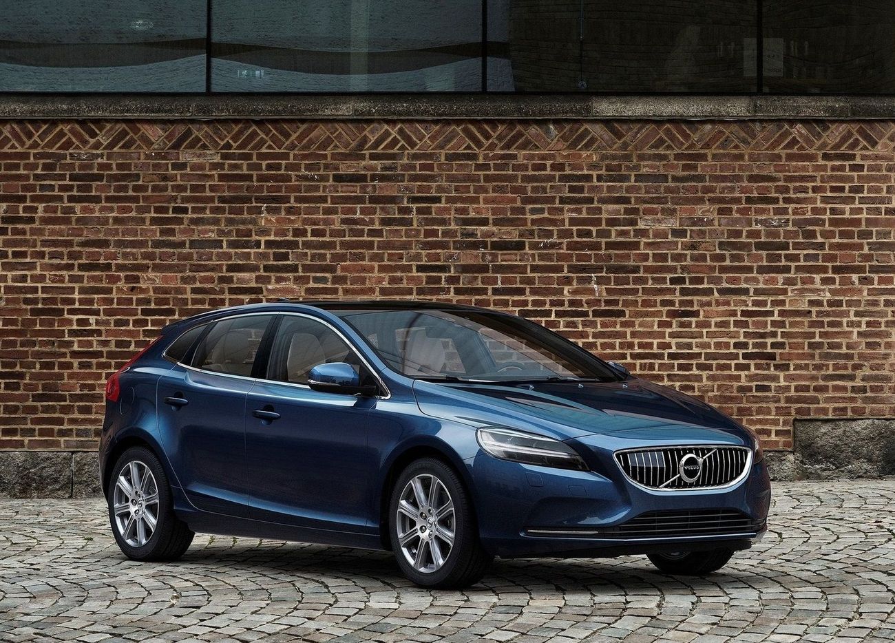 Volvo Mulls V40 Replacement Volvo Mulls V40 Replacement
