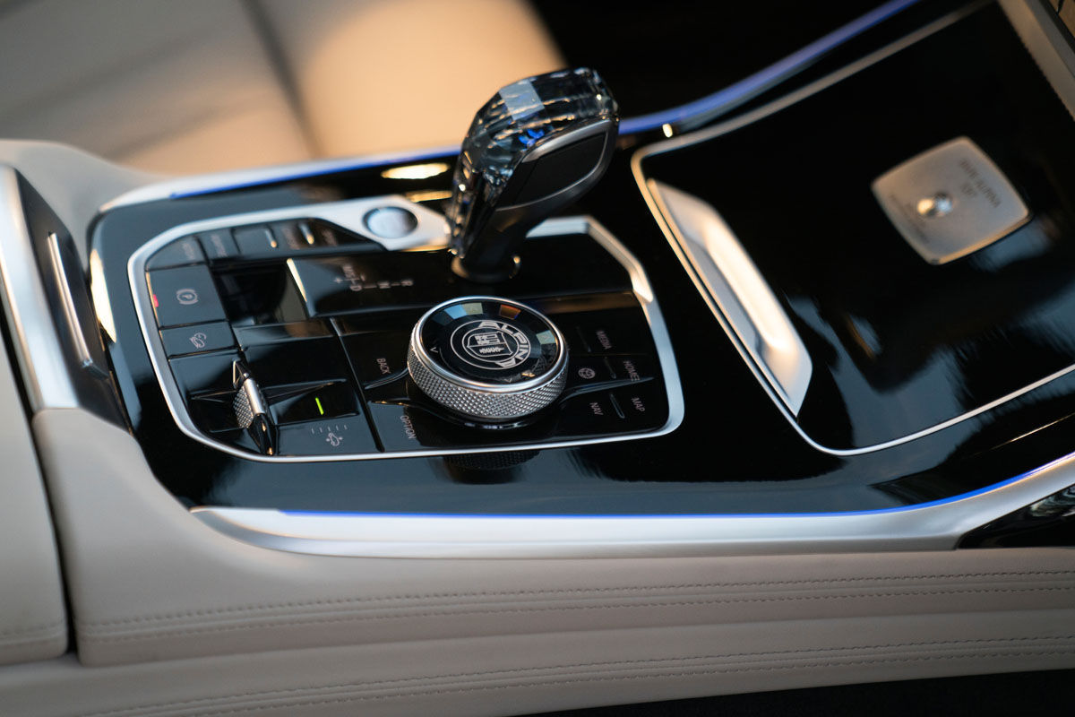 Alpina unleashes XB7 its own 'X7 M' Alpina unleashes XB7 its own 'X7 M'