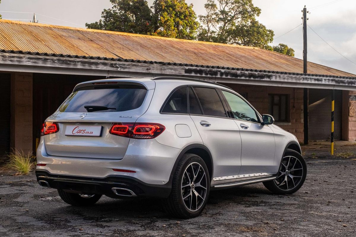 Mercedes-Benz GLC 220d 4Matic AMG Line (2020) Review