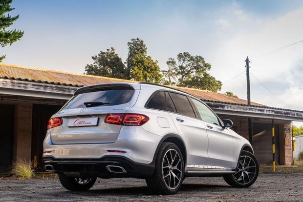 Mercedes-Benz GLC 220d 4Matic AMG Line (2020) Review