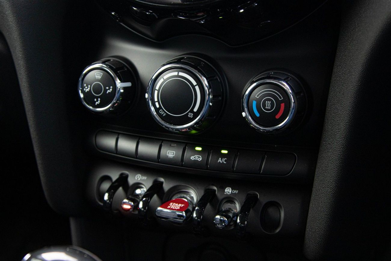 Mini One 3-door Auto (2020) Review