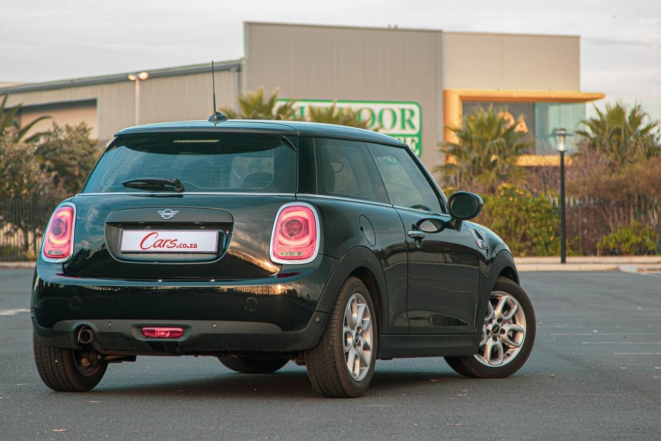Mini One 3-door Auto (2020) Review