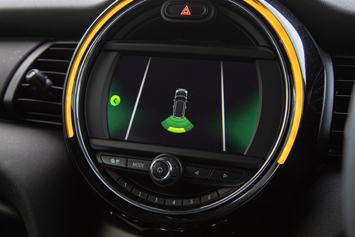 Mini One 3-door Auto (2020) Review