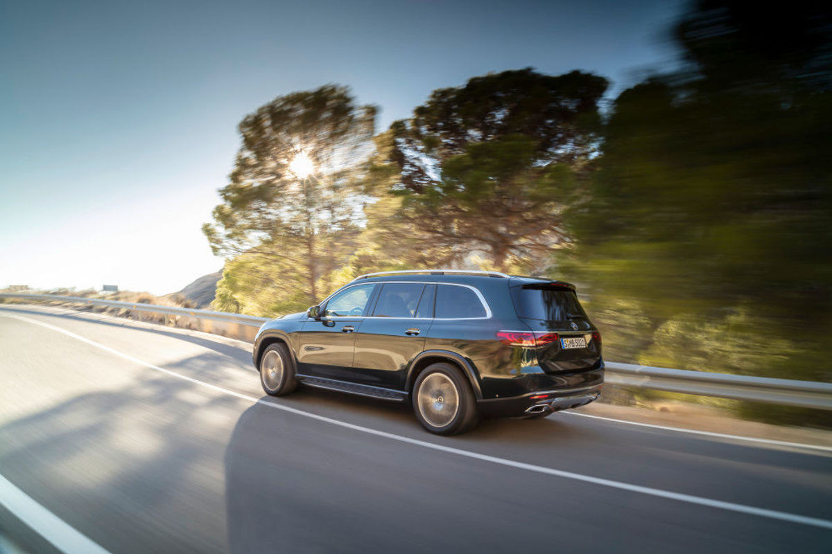 Mercedes-Benz GLS (2020) Specs & Price
