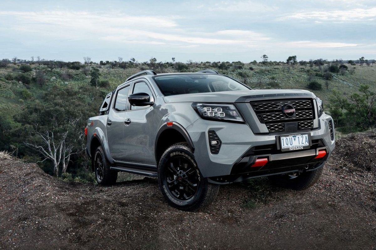 First look: Facelifted Nissan Navara