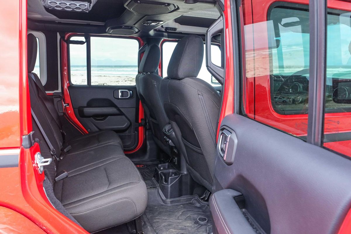 Jeep Wrangler (2021) Review