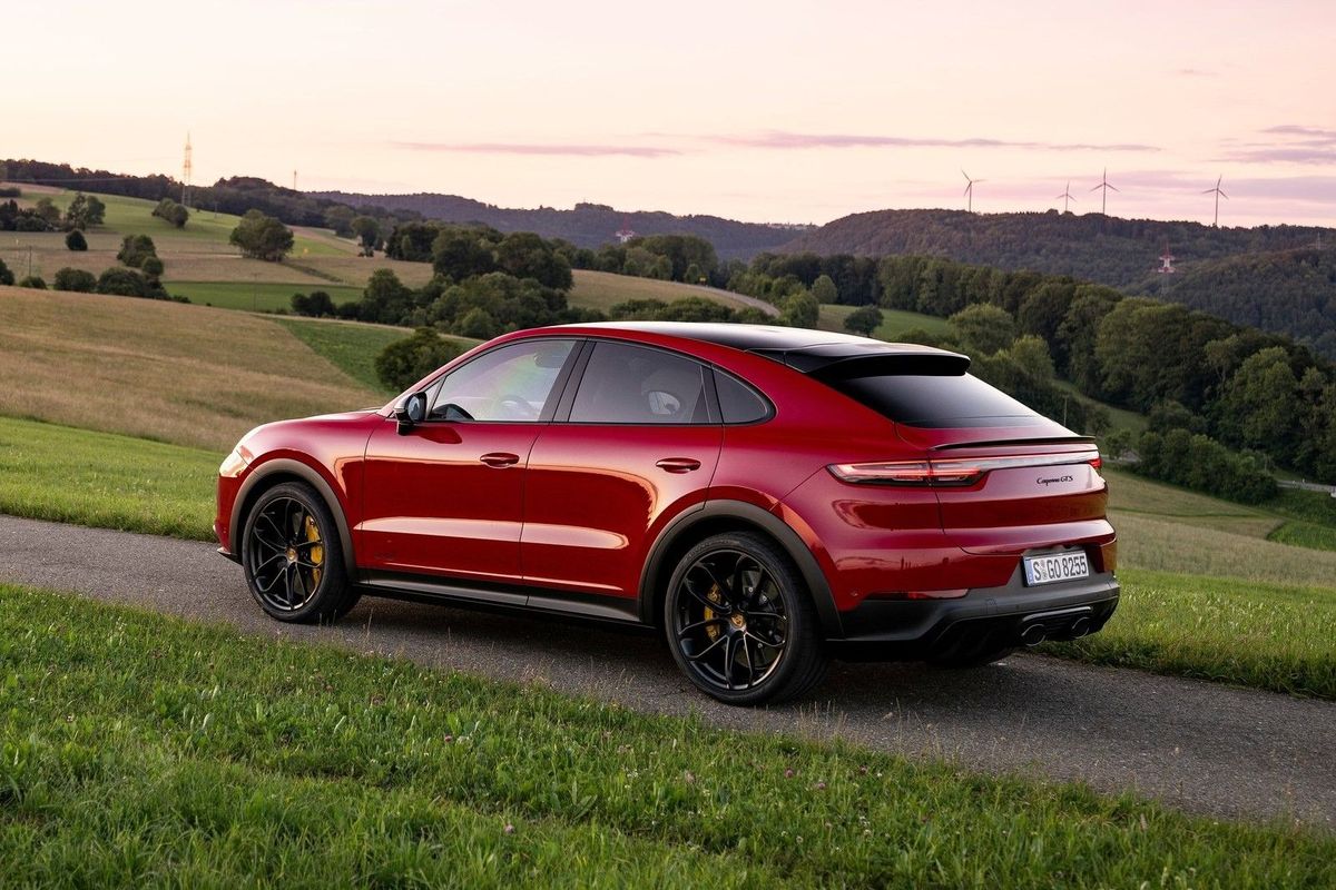 Porsche Cayenne GTS Coupe (2021) Launch Review