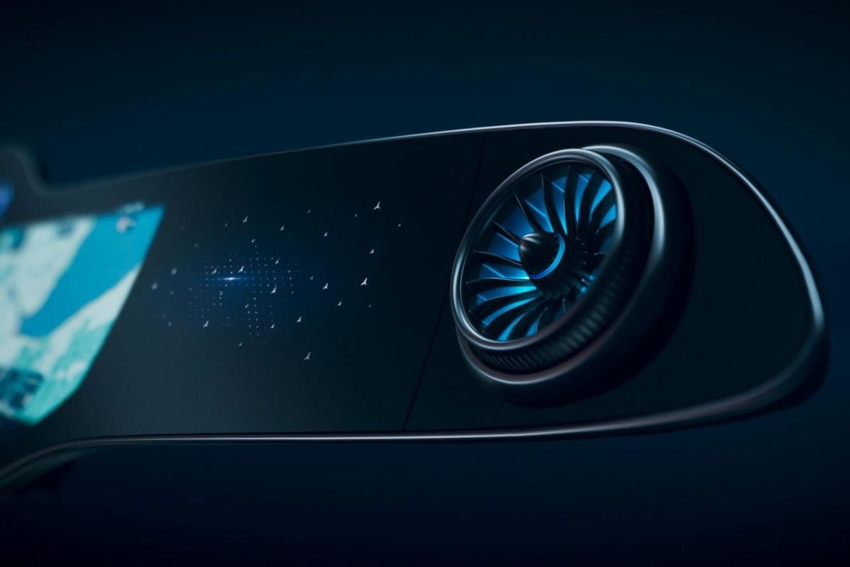 Update: Mercedes-Benz EQS Interior Goes Official