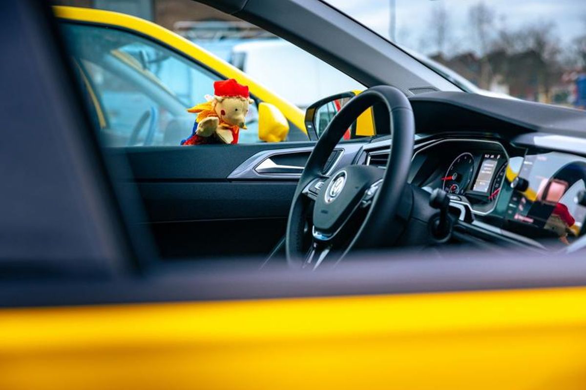 VW Polo goes multicolour