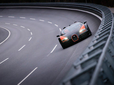 Bugatti Veyron sets another speed record