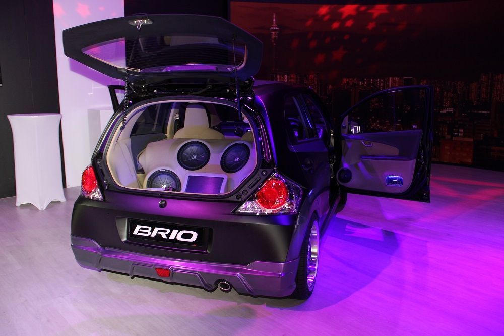 Honda Club Brio at JIMS 2013